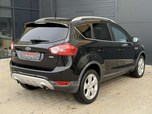 Black Ford Kuga 2009 in Vilnius, with an engine capacity of 2.00 L and mileage of 200 thousand km for 5999 €, photo 5 on AUTOMOTO.COM.LV