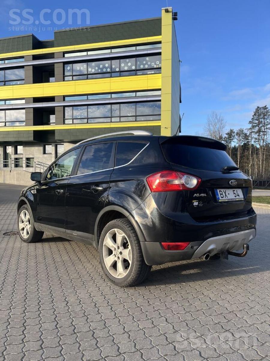 Melns Ford Kuga 2010 Rīga, ar dzinēja tilpumu 2.00 L un nobraukumu 270 tūkst. km par 5590 €, foto 4 vietnē AUTOMOTO.COM.LV