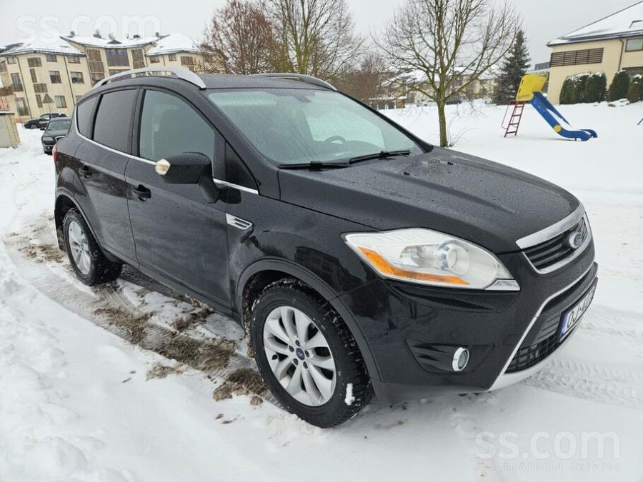 Melns Ford Kuga 2010 Rīga, ar dzinēja tilpumu 2.00 L un nobraukumu 201 tūkst. km par 6200 €, foto 2 vietnē AUTOMOTO.COM.LV