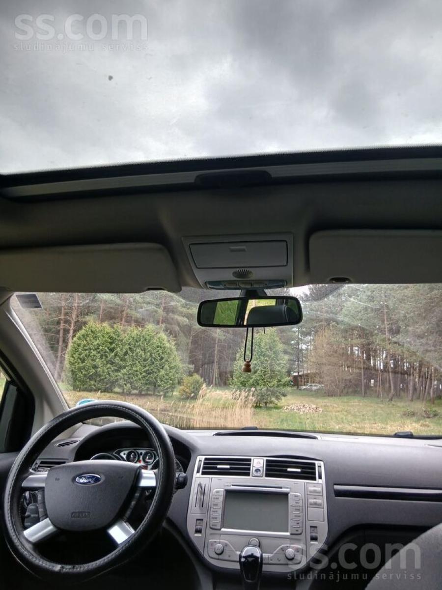 Black Ford Kuga 2010 in Vilnius, with an engine capacity of 2.00 L and mileage of 212 thousand km for 3500 €, photo 12 on AUTOMOTO.COM.LV