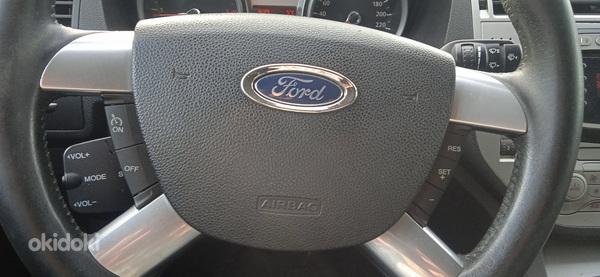Melns Ford Kuga 2010 Tallina, ar dzinēja tilpumu 0.10 L un nobraukumu 331 tūkst. km par 3200 €, foto 1 vietnē AUTOMOTO.COM.LV