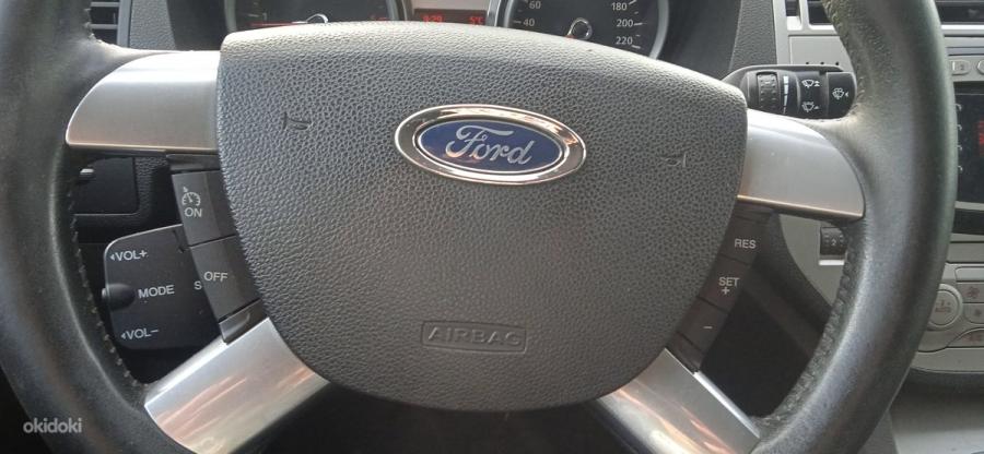 Melns Ford Kuga 2010 Tallina, ar dzinēja tilpumu 0.10 L un nobraukumu 331 tūkst. km par 3200 €, foto 10 vietnē AUTOMOTO.COM.LV
