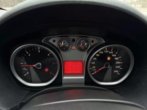 Melns Ford Kuga 2010 Rīga, ar dzinēja tilpumu 2.00 L un nobraukumu 208 tūkst. km par 6500 €, foto 12 vietnē AUTOMOTO.COM.LV