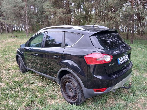Melns Ford Kuga 2010 Raseiniai, ar dzinēja tilpumu 2.00 L un nobraukumu 212 tūkst. km par 3350 €, foto 8 vietnē AUTOMOTO.COM.LV
