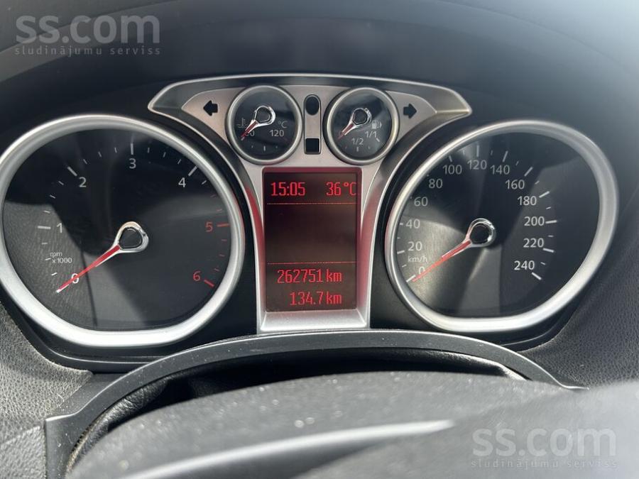 Black Ford Kuga 2010 in Riga, with an engine capacity of 2.00 L and mileage of 262 thousand km for 4500 €, photo 17 on AUTOMOTO.COM.LV