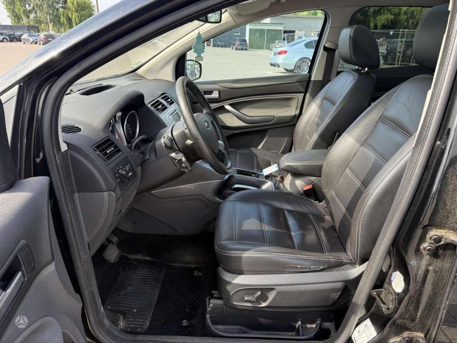 Melns Ford Kuga 2010 Marijampole, ar dzinēja tilpumu 2.52 L un nobraukumu 166 tūkst. km par 3950 €, foto 10 vietnē AUTOMOTO.COM.LV