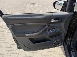 Melns Ford Kuga 2010 Marijampole, ar dzinēja tilpumu 2.52 L un nobraukumu 166 tūkst. km par 3950 €, foto 13 vietnē AUTOMOTO.COM.LV