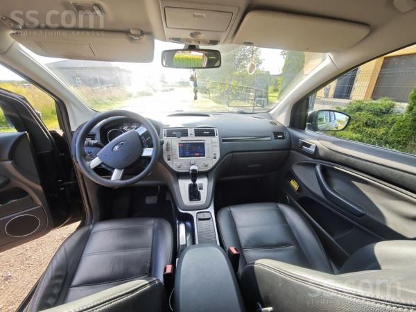 Black Ford Kuga 2010 in Riga, with an engine capacity of 2.50 L and mileage of 132 thousand km for 7200 €, photo 9 on AUTOMOTO.COM.LV