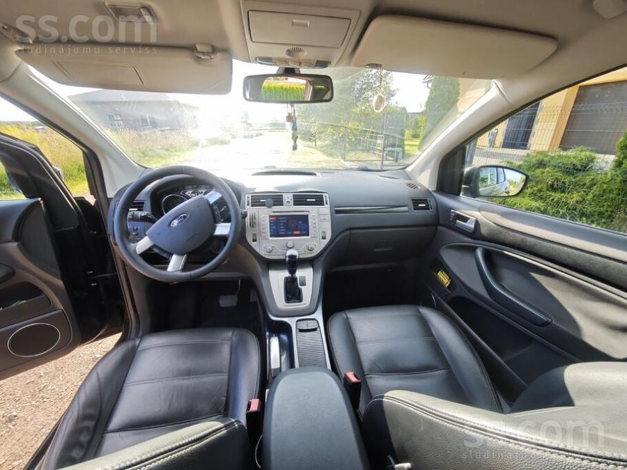 Black Ford Kuga 2010 in Riga, with an engine capacity of 2.50 L and mileage of 132 thousand km for 7200 €, photo 10 on AUTOMOTO.COM.LV