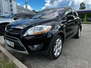 Melns Ford Kuga 2010 Rīga, ar dzinēja tilpumu 2.00 L un nobraukumu 184 tūkst. km par 5500 €, foto  vietnē AUTOMOTO.COM.LV
