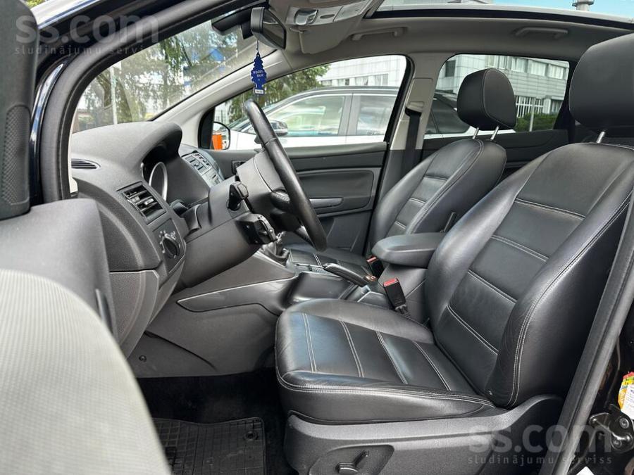 Melns Ford Kuga 2010 Rīga, ar dzinēja tilpumu 2.00 L un nobraukumu 184 tūkst. km par 5500 €, foto 8 vietnē AUTOMOTO.COM.LV
