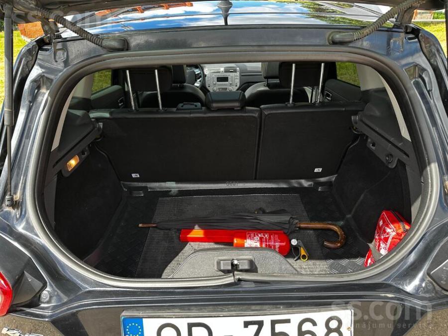 Melns Ford Kuga 2010 Rīga, ar dzinēja tilpumu 2.00 L un nobraukumu 184 tūkst. km par 5500 €, foto 11 vietnē AUTOMOTO.COM.LV