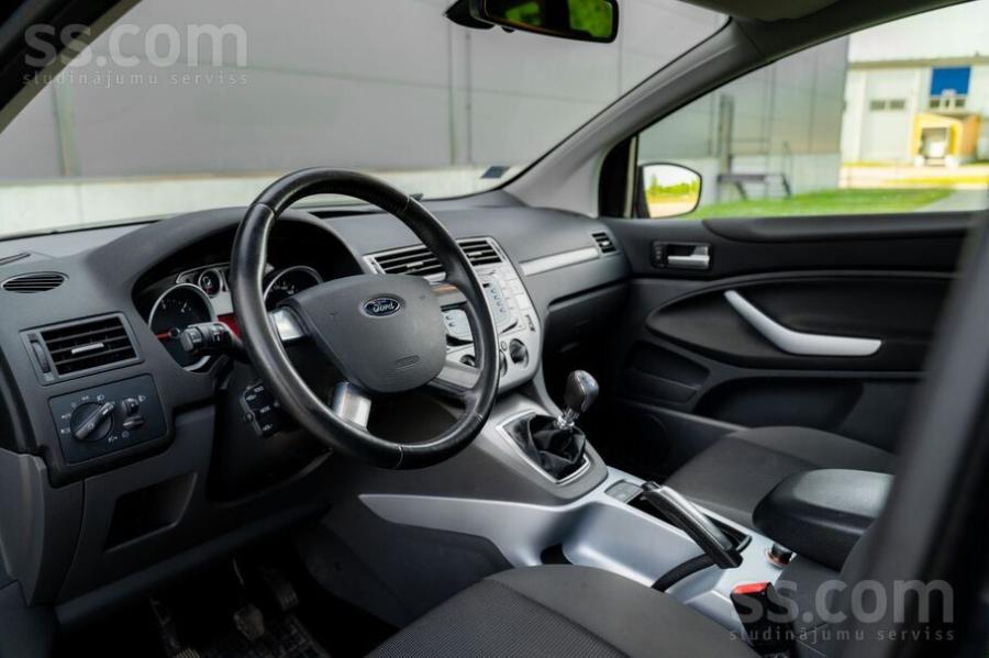 Melns Ford Kuga 2011 Rīga, ar dzinēja tilpumu 2.00 L un nobraukumu 180 tūkst. km par 5990 €, foto 12 vietnē AUTOMOTO.COM.LV