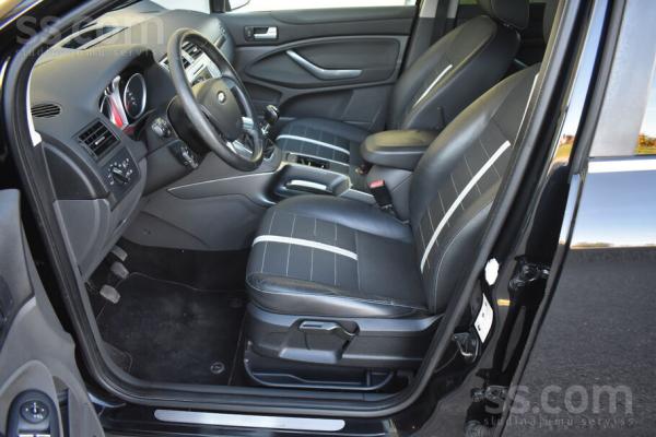 Black Ford Kuga 2011 in Talsi, with an engine capacity of 2.00 L and mileage of 265 thousand km for 6500 €, photo 4 on AUTOMOTO.COM.LV