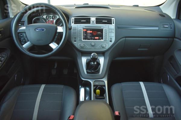 Black Ford Kuga 2011 in Talsi, with an engine capacity of 2.00 L and mileage of 265 thousand km for 6500 €, photo 5 on AUTOMOTO.COM.LV
