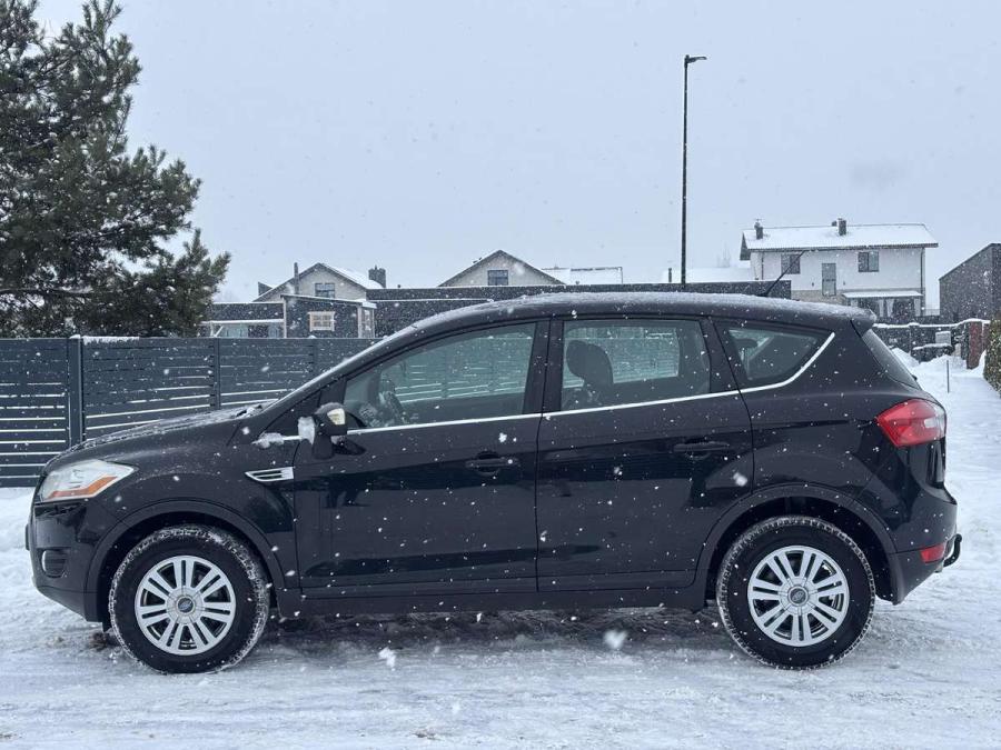Melns Ford Kuga 2011 Viļņa, ar dzinēja tilpumu 2.00 L un nobraukumu 330 tūkst. km par 4200 €, foto 2 vietnē AUTOMOTO.COM.LV