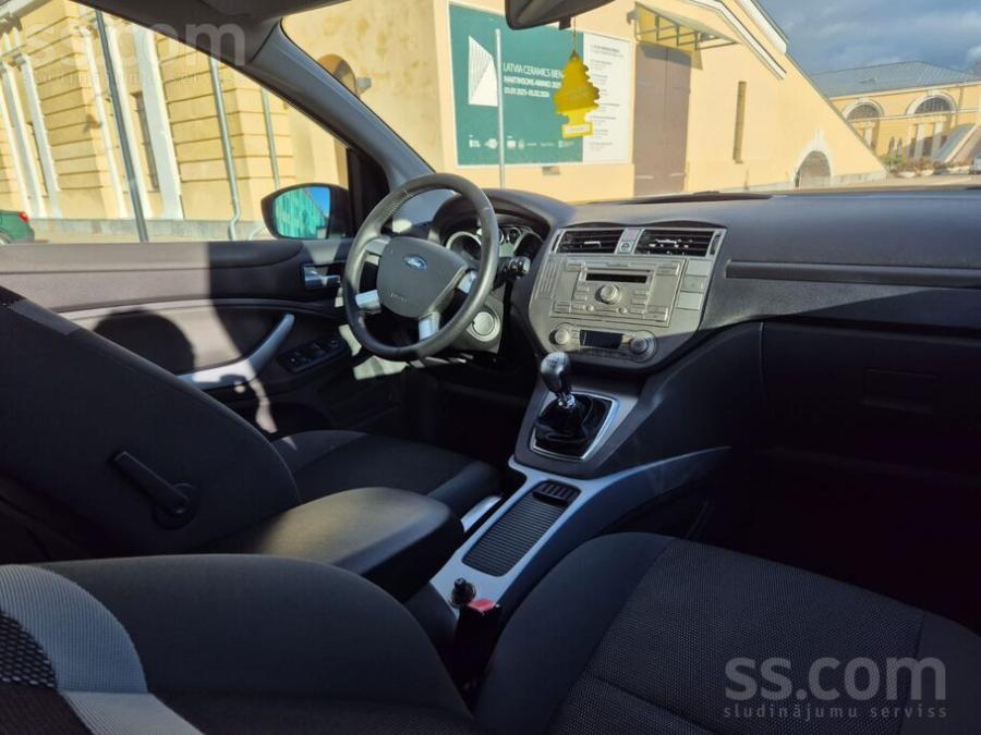 Melns Ford Kuga 2011 Daugavpils, ar dzinēja tilpumu 2.00 L un nobraukumu 184 tūkst. km par 5500 €, foto 7 vietnē AUTOMOTO.COM.LV
