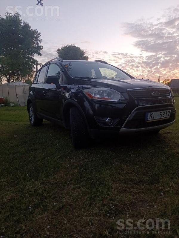 Black Ford Kuga 2011 in Liepaja, with an engine capacity of 2.00 L and mileage of 288 thousand km for 5000 €, photo 1 on AUTOMOTO.COM.LV