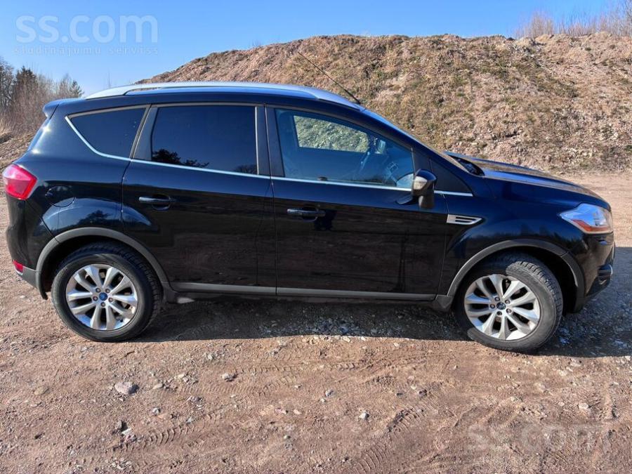 Melns Ford Kuga 2011 Tukums, ar dzinēja tilpumu 2.00 L un nobraukumu 208 tūkst. km par 4900 €, foto 3 vietnē AUTOMOTO.COM.LV