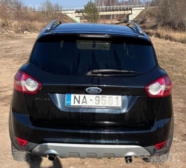 Melns Ford Kuga 2011 Tukums, ar dzinēja tilpumu 2.00 L un nobraukumu 208 tūkst. km par 4900 €, foto 3 vietnē AUTOMOTO.COM.LV