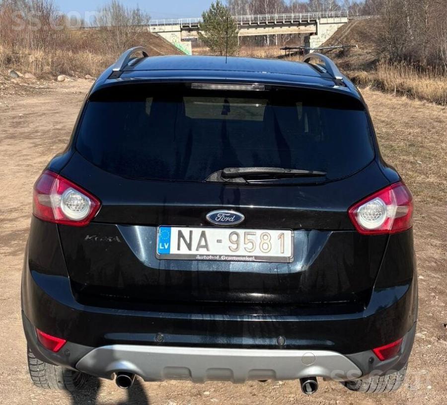 Melns Ford Kuga 2011 Tukums, ar dzinēja tilpumu 2.00 L un nobraukumu 208 tūkst. km par 4900 €, foto 4 vietnē AUTOMOTO.COM.LV