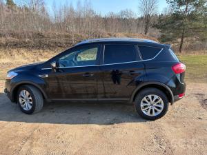 Melns Ford Kuga 2011 Tukums, ar dzinēja tilpumu 2.00 L un nobraukumu 208 tūkst. km par 4900 €, foto 5 vietnē AUTOMOTO.COM.LV