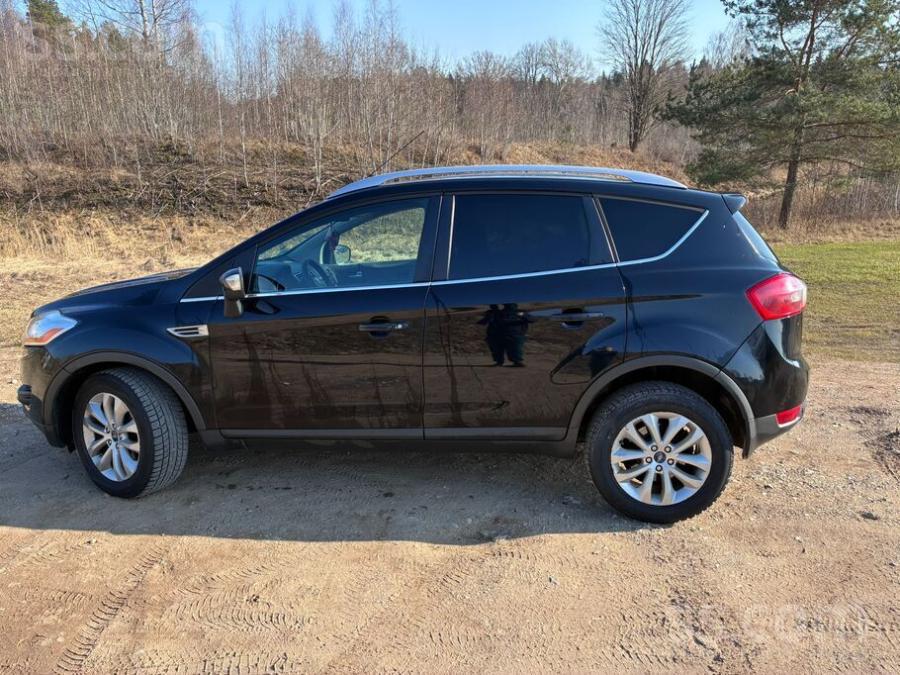 Melns Ford Kuga 2011 Tukums, ar dzinēja tilpumu 2.00 L un nobraukumu 208 tūkst. km par 4900 €, foto 5 vietnē AUTOMOTO.COM.LV