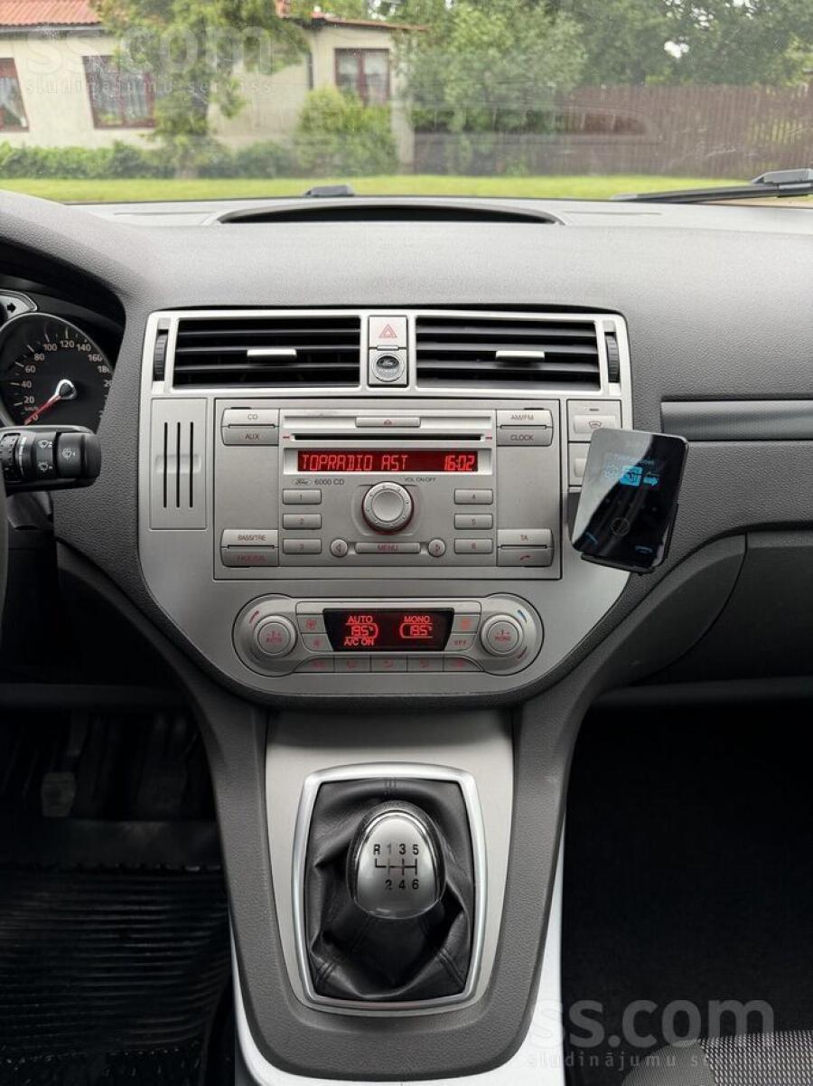 Melns Ford Kuga 2011 Ventspils, ar dzinēja tilpumu 2.00 L un nobraukumu 288 tūkst. km par 5590 €, foto 14 vietnē AUTOMOTO.COM.LV