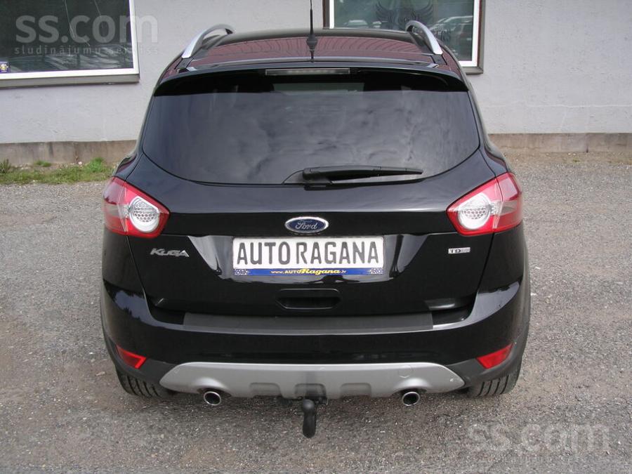 Black Ford Kuga 2011 in Riga, with an engine capacity of 2.00 L and mileage of 0 thousand km for 5450 €, photo 7 on AUTOMOTO.COM.LV