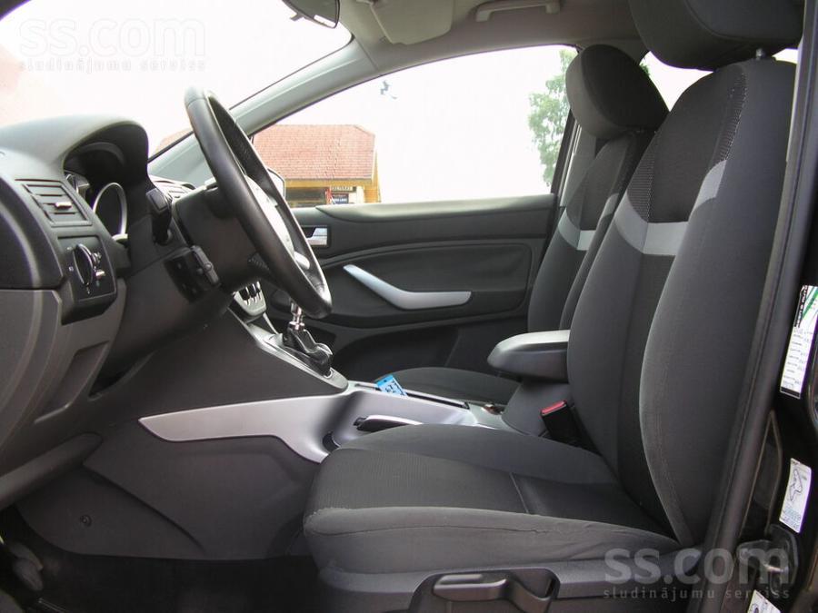 Black Ford Kuga 2011 in Riga, with an engine capacity of 2.00 L and mileage of 0 thousand km for 5450 €, photo 17 on AUTOMOTO.COM.LV