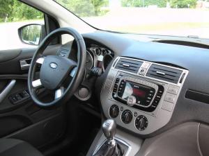 Black Ford Kuga 2011 in Sigulda, with an engine capacity of 2.00 L and mileage of 331 thousand km for 5450 €, photo 25 on AUTOMOTO.COM.LV