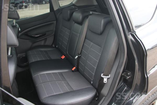 Black Ford Kuga 2011 in Tukums, with an engine capacity of 2.00 L and mileage of 245 thousand km for 6999 €, photo 10 on AUTOMOTO.COM.LV