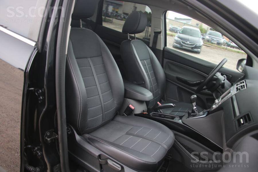 Black Ford Kuga 2011 in Tukums, with an engine capacity of 2.00 L and mileage of 245 thousand km for 6999 €, photo 12 on AUTOMOTO.COM.LV