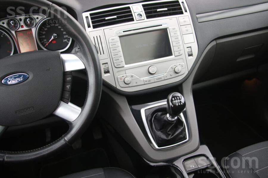 Black Ford Kuga 2011 in Tukums, with an engine capacity of 2.00 L and mileage of 245 thousand km for 6999 €, photo 16 on AUTOMOTO.COM.LV