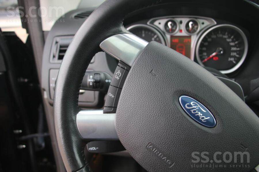 Black Ford Kuga 2011 in Tukums, with an engine capacity of 2.00 L and mileage of 245 thousand km for 6999 €, photo 18 on AUTOMOTO.COM.LV