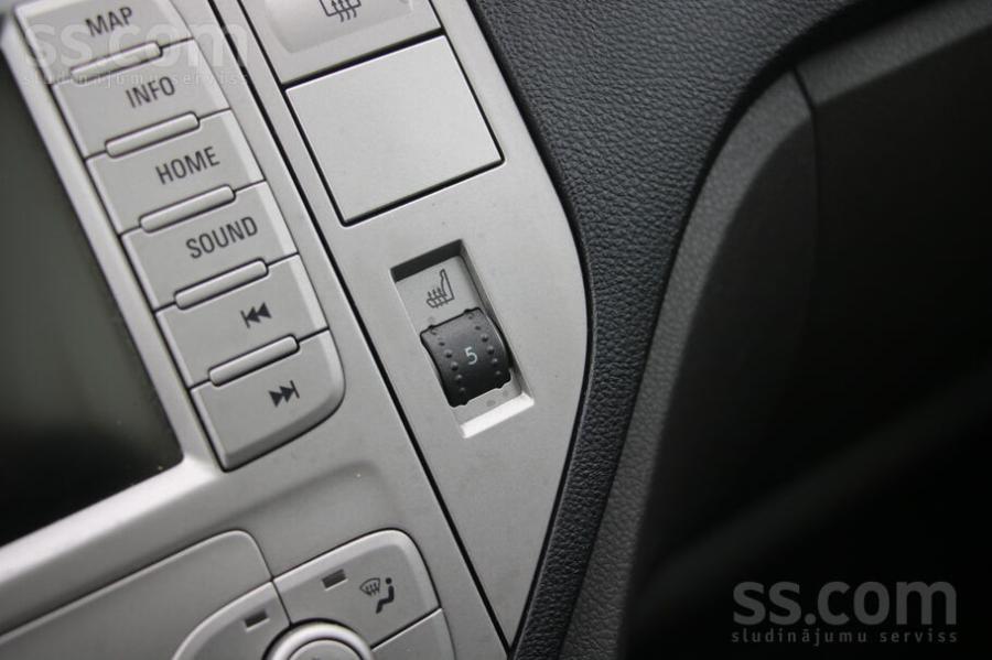 Black Ford Kuga 2011 in Tukums, with an engine capacity of 2.00 L and mileage of 245 thousand km for 6999 €, photo 21 on AUTOMOTO.COM.LV