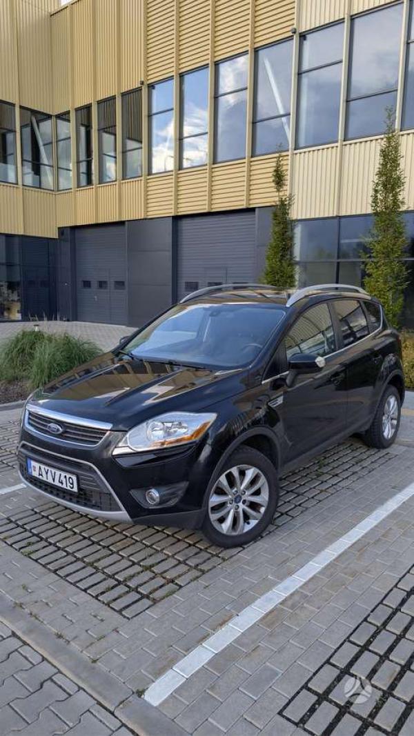 Melns Ford Kuga 2011 Viļņa, ar dzinēja tilpumu 2.00 L un nobraukumu 220 tūkst. km par 5000 €, foto 1 vietnē AUTOMOTO.COM.LV
