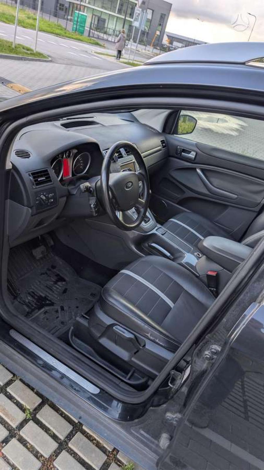 Melns Ford Kuga 2011 Viļņa, ar dzinēja tilpumu 2.00 L un nobraukumu 220 tūkst. km par 5000 €, foto 11 vietnē AUTOMOTO.COM.LV