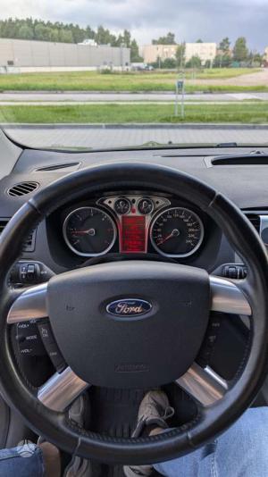 Melns Ford Kuga 2011 Viļņa, ar dzinēja tilpumu 2.00 L un nobraukumu 220 tūkst. km par 5000 €, foto 13 vietnē AUTOMOTO.COM.LV