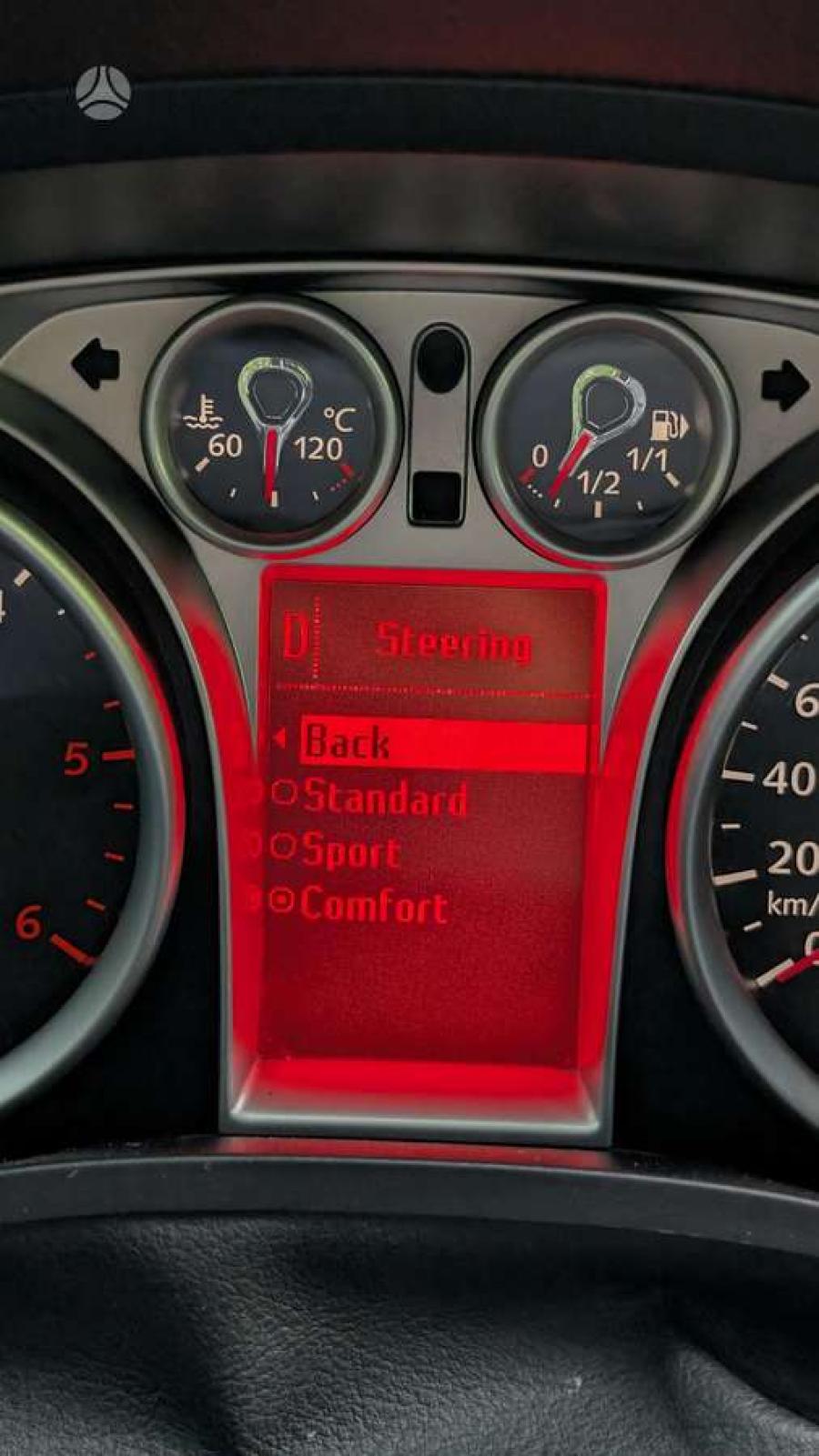 Melns Ford Kuga 2011 Viļņa, ar dzinēja tilpumu 2.00 L un nobraukumu 220 tūkst. km par 5000 €, foto 14 vietnē AUTOMOTO.COM.LV