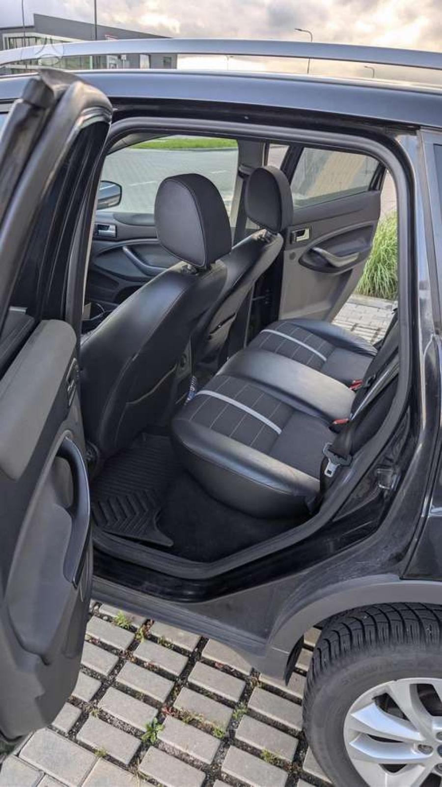 Melns Ford Kuga 2011 Viļņa, ar dzinēja tilpumu 2.00 L un nobraukumu 220 tūkst. km par 5000 €, foto 18 vietnē AUTOMOTO.COM.LV