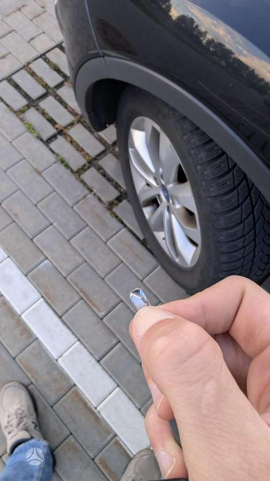 Melns Ford Kuga 2011 Viļņa, ar dzinēja tilpumu 2.00 L un nobraukumu 220 tūkst. km par 5000 €, foto 28 vietnē AUTOMOTO.COM.LV