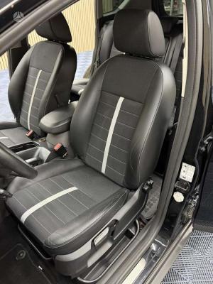 Melns Ford Kuga 2011 Marijampole, ar dzinēja tilpumu 2.00 L un nobraukumu 202 tūkst. km par 5700 €, foto 20 vietnē AUTOMOTO.COM.LV