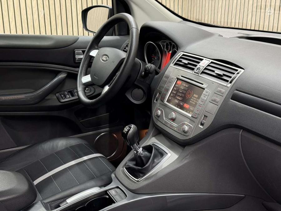 Melns Ford Kuga 2011 Marijampole, ar dzinēja tilpumu 2.00 L un nobraukumu 202 tūkst. km par 5700 €, foto 21 vietnē AUTOMOTO.COM.LV
