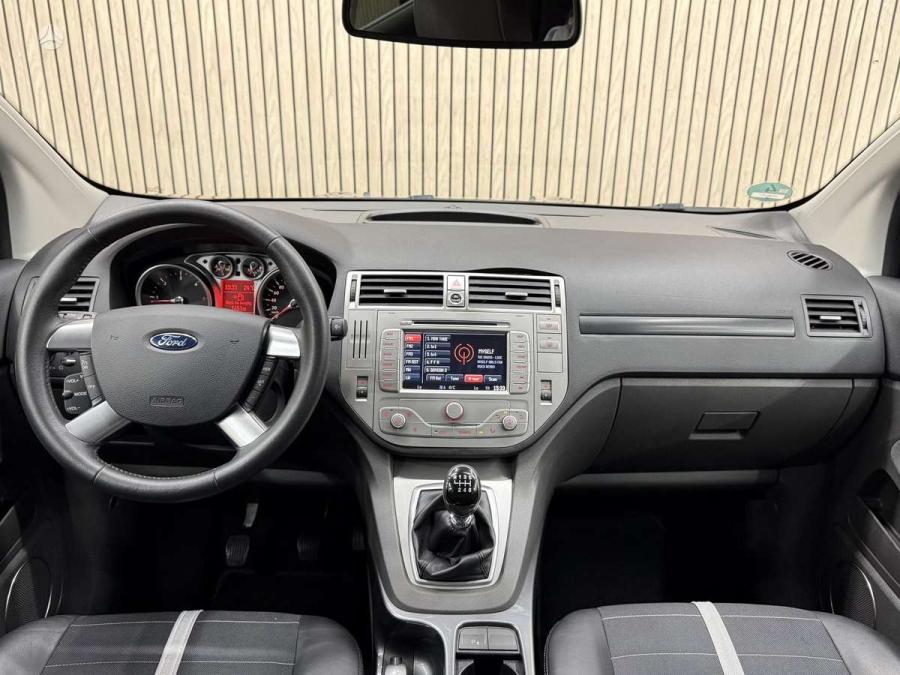 Melns Ford Kuga 2011 Marijampole, ar dzinēja tilpumu 2.00 L un nobraukumu 202 tūkst. km par 5700 €, foto 22 vietnē AUTOMOTO.COM.LV