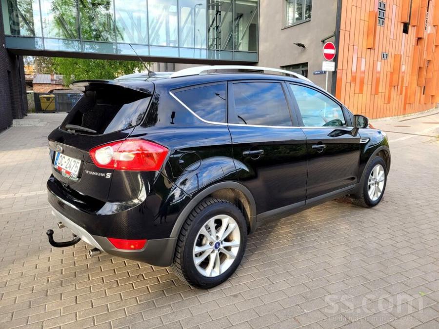 Melns Ford Kuga 2012 Daugavpils, ar dzinēja tilpumu 2.00 L un nobraukumu 0 tūkst. km par 6550 €, foto 4 vietnē AUTOMOTO.COM.LV