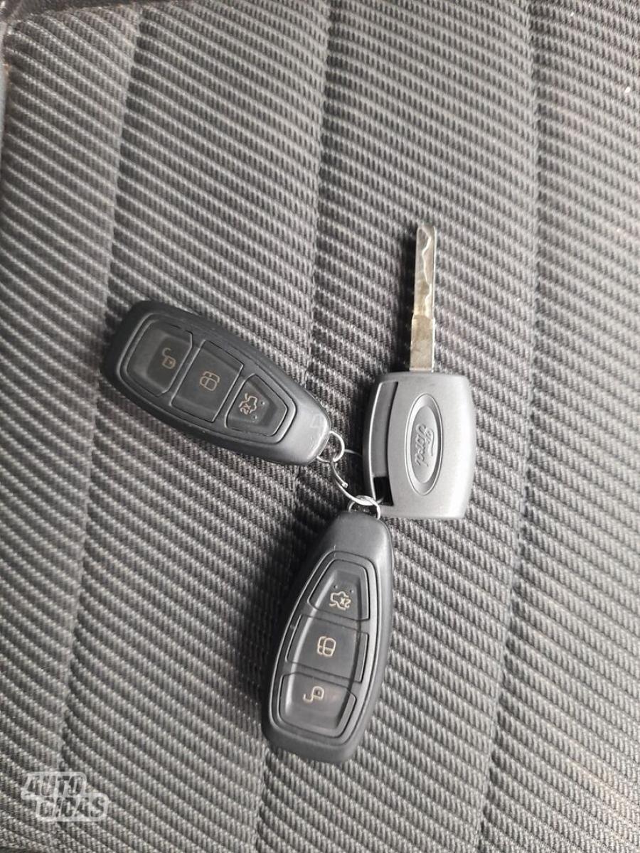 Melns Ford Kuga 2012 Mažeikiai, ar dzinēja tilpumu 2.00 L un nobraukumu 282 tūkst. km par 4700 €, foto 12 vietnē AUTOMOTO.COM.LV