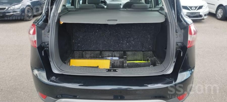 Melns Ford Kuga 2012 Rīga, ar dzinēja tilpumu 2.00 L un nobraukumu 0 tūkst. km par 6490 €, foto 8 vietnē AUTOMOTO.COM.LV