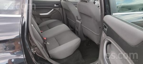 Melns Ford Kuga 2012 Rīga, ar dzinēja tilpumu 2.00 L un nobraukumu 0 tūkst. km par 6490 €, foto 8 vietnē AUTOMOTO.COM.LV