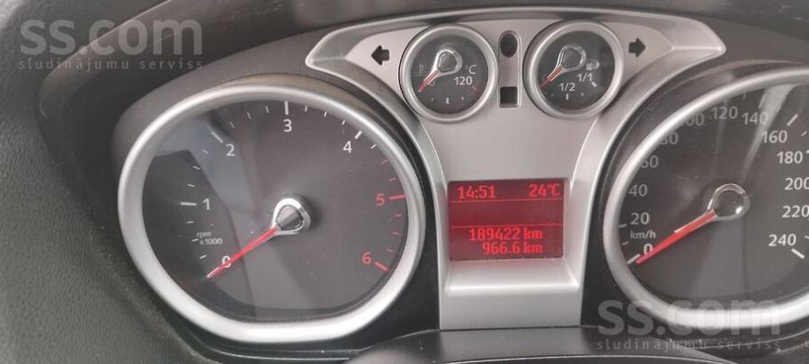 Melns Ford Kuga 2012 Rīga, ar dzinēja tilpumu 2.00 L un nobraukumu 0 tūkst. km par 6490 €, foto 12 vietnē AUTOMOTO.COM.LV